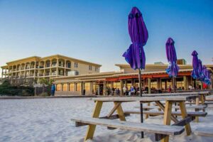 The Surf Hut in Destin is the Place to Go for Great Food and Amazing ...